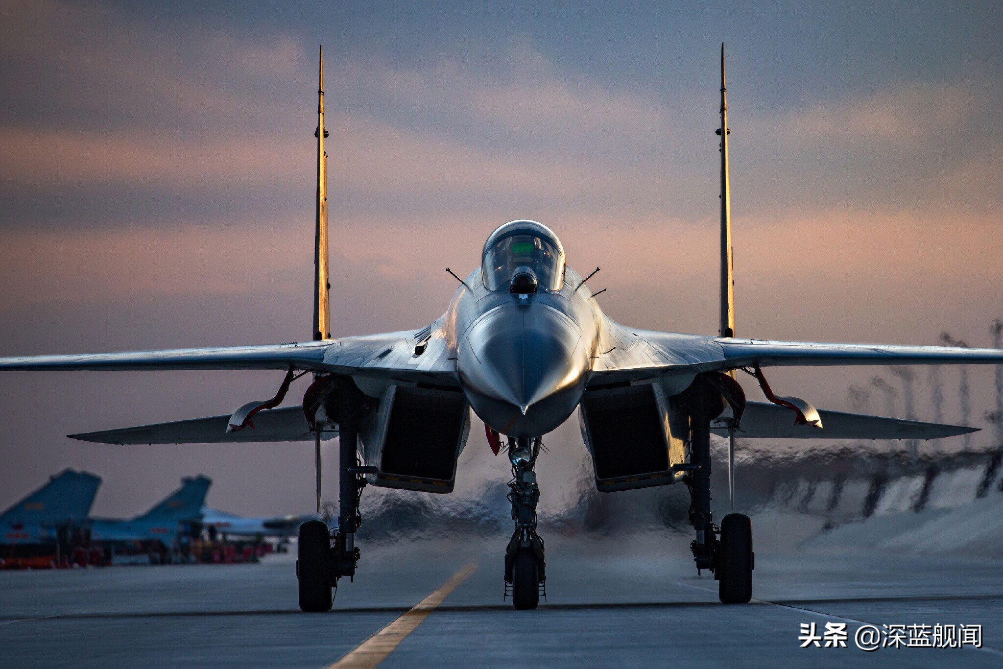 How much has the performance of the "white-headed" J-11BG improved?destined not to be mass ...