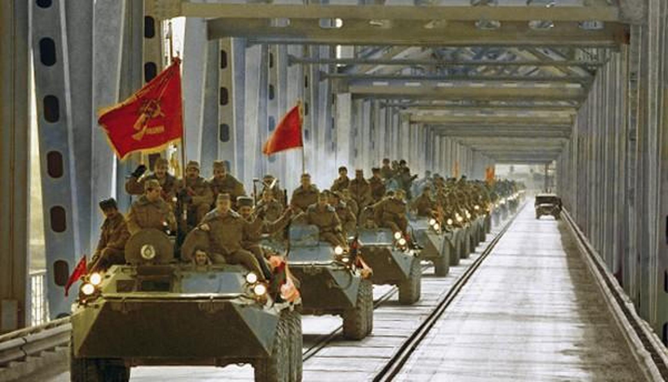 How strong was the Soviet Union at its peak? Why did a country born for ...