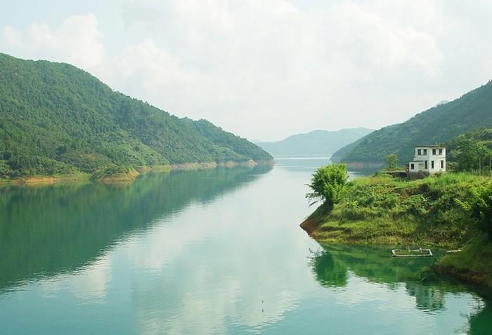 How did the "Three Express Trains" and Dongjiang Water Supply ...