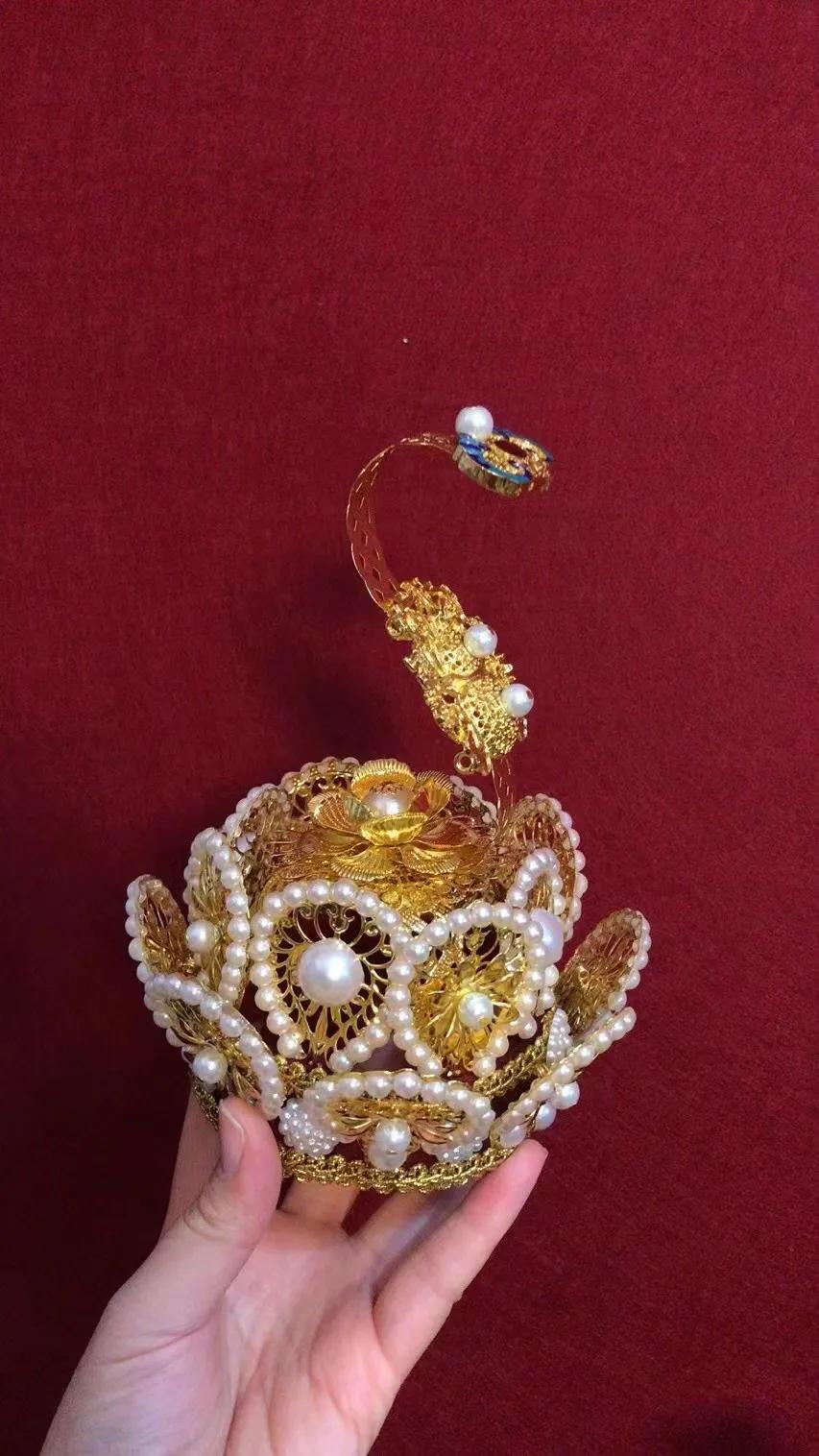 handmade lotus crown - iNEWS