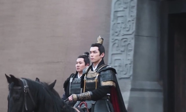 Zhao Lusi asked Wu Lei: Have you ever talked about a girlfriend?Wu Lei ...