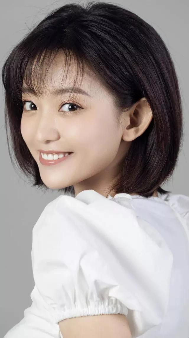 Luo Yutong of the Goddess series - iNEWS