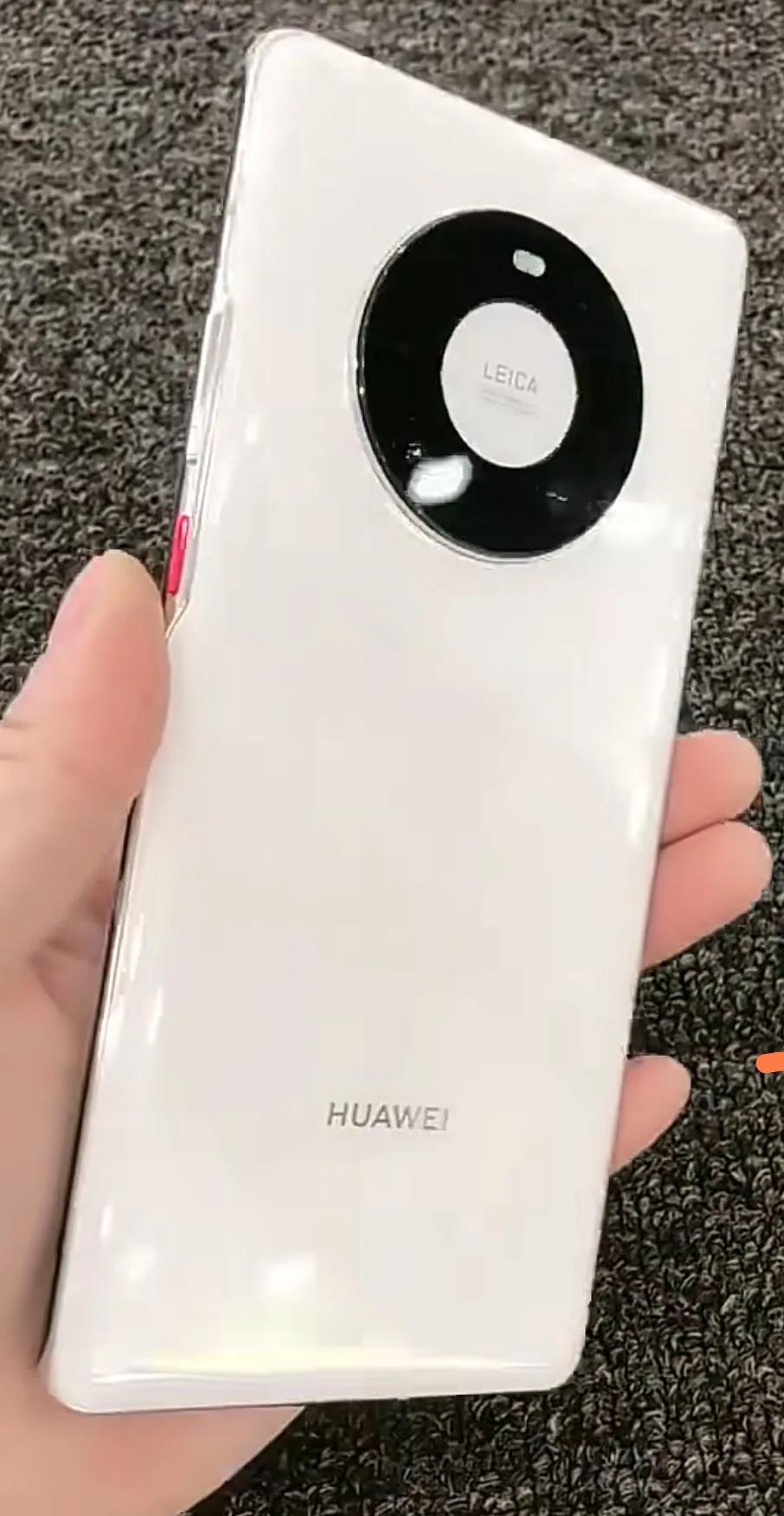 This is a Huawei mate 40 Pro, Huawei's flagship 5G mobile phone, I ...
