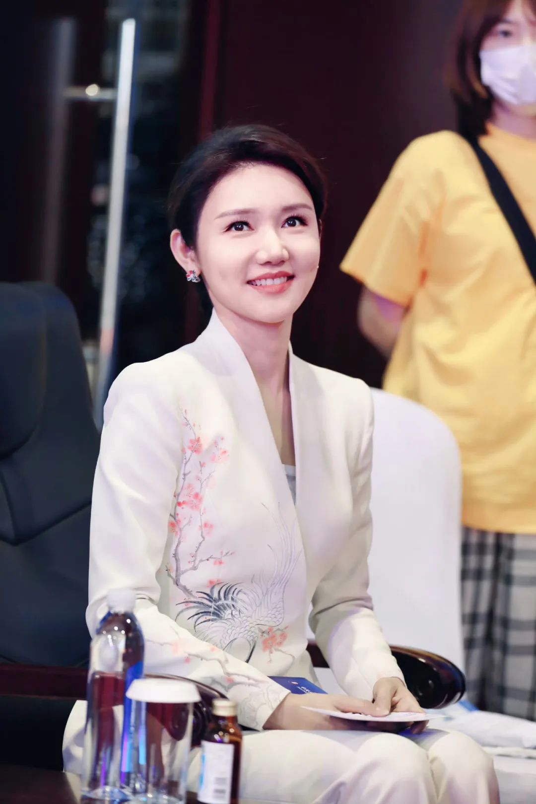 Long Yang: In order to keep in shape, the Spring Festival Gala waited ...