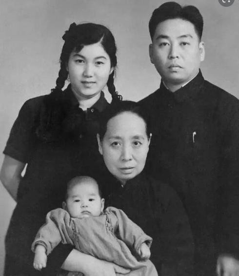 Did the ugly mother Zhang Shaohua really beat Xin Fengxia to a ...