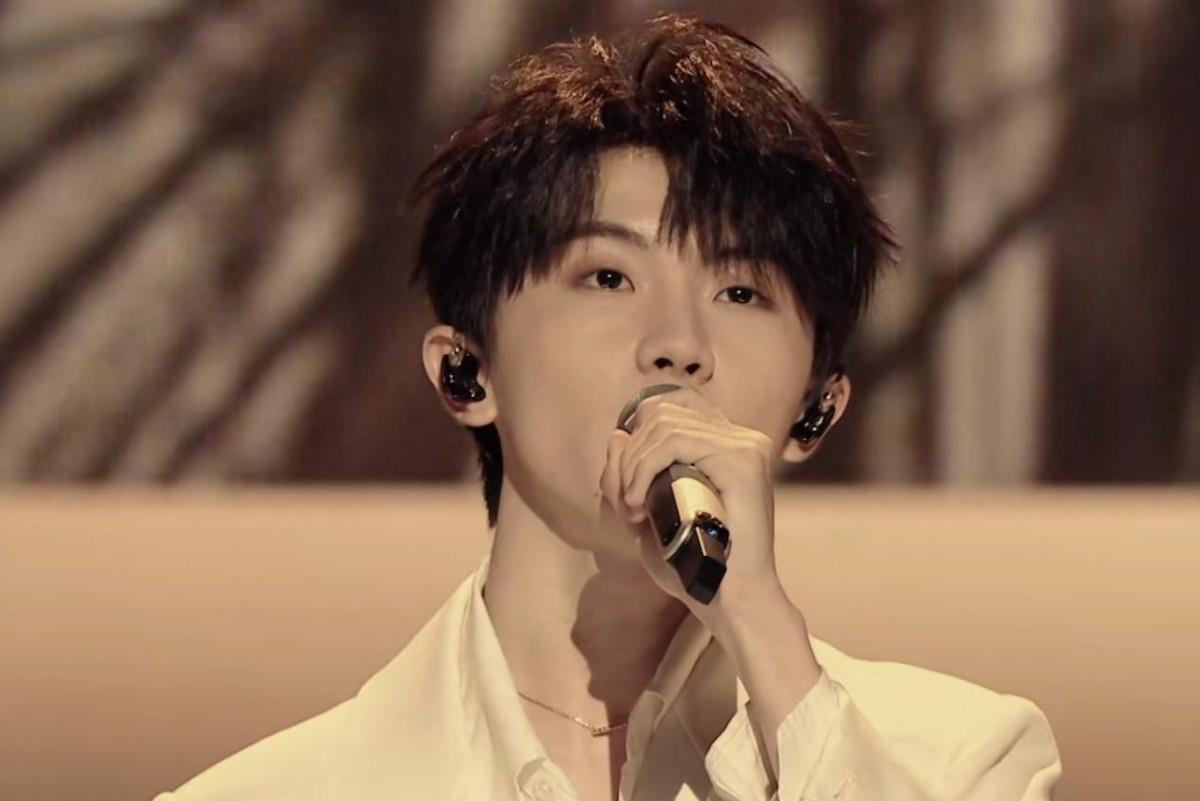 The music world was shocked! 41 singers lip-synched, and the inside ...