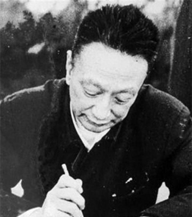 In 1959, Ke Qingshi saw President Peng's "letter of opinion" and sent ...