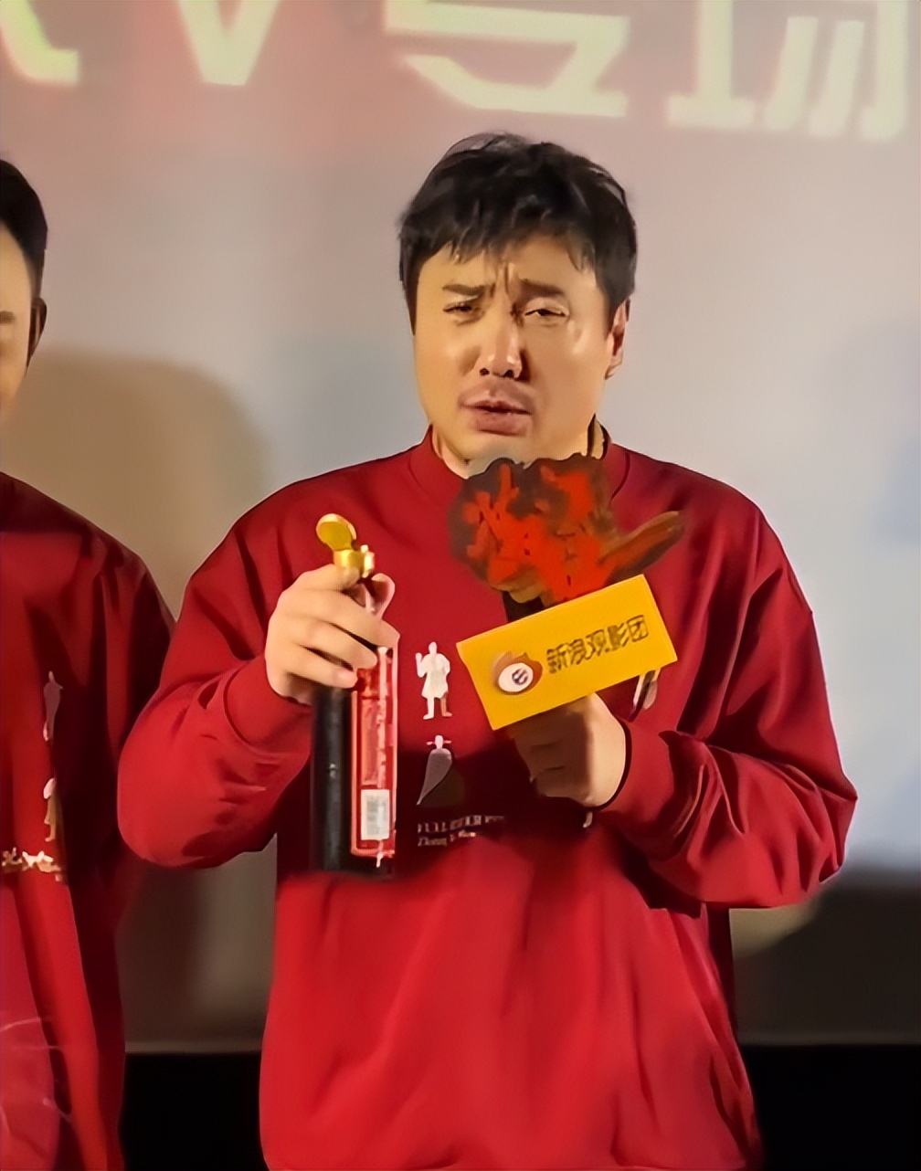 [Manjianghong] The road show sparked controversy, Shen Teng emptied ...