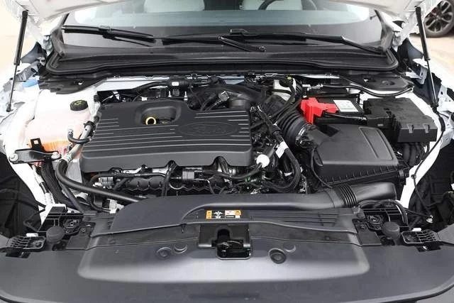 A new generation of Mondeo will be launched soon and the big mouth on ...