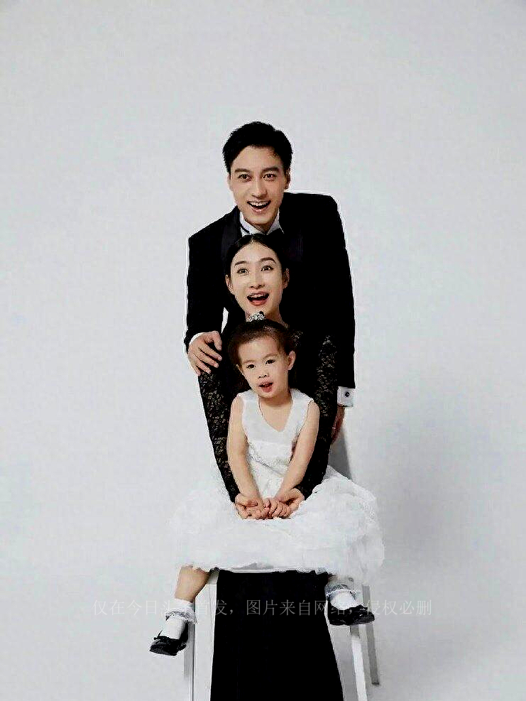 The three members of the "An Lingrong" family are so handsome. The ...