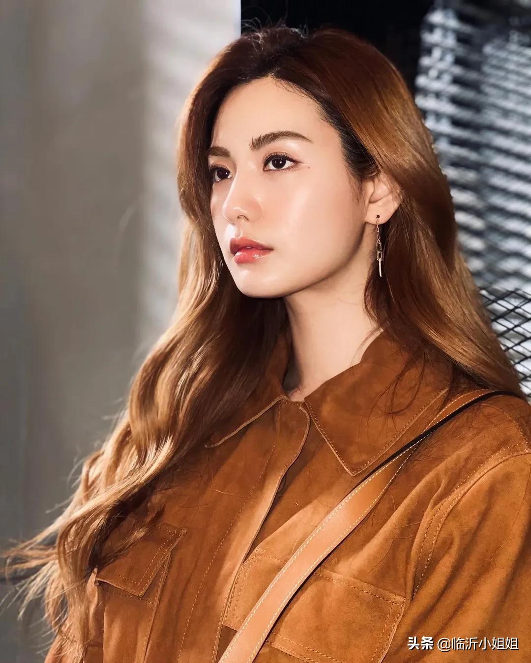 Lin Zhenna, a glamorous and glamorous beauty born as a model, with both ...