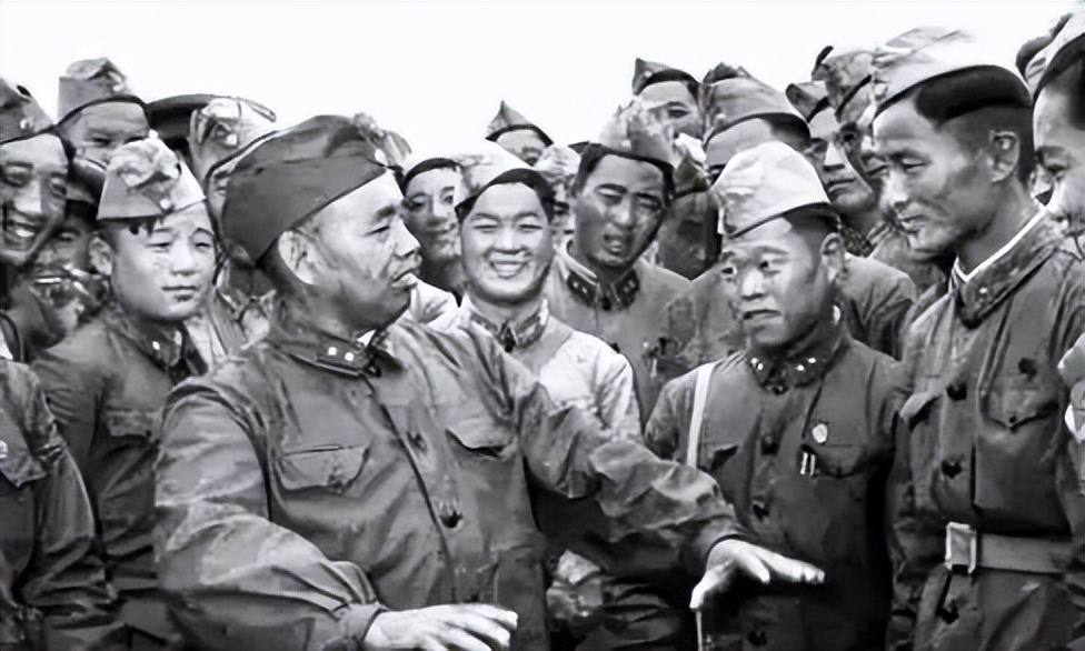 Xu Yongqing met an acquaintance in Shanghai, Xu Shiyou was shocked when ...