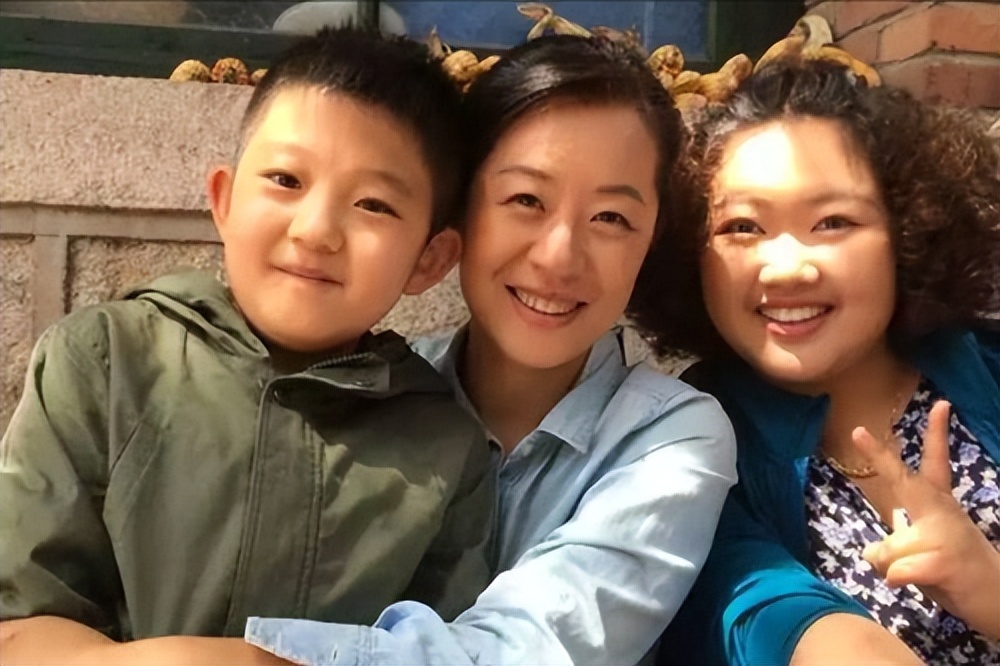 She used to be Gong Li's double, but because of "Parents' Love", she ...