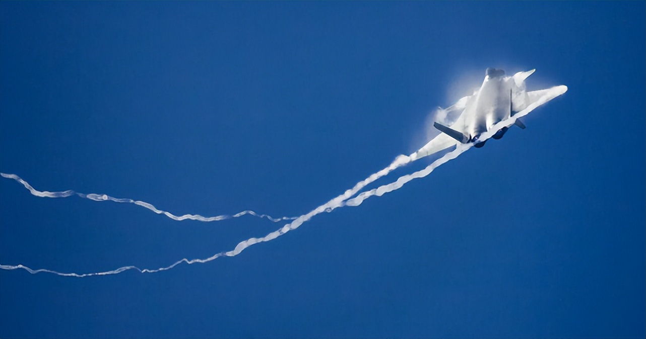 J-20 is a fifth-generation fighter aircraft: it is one of a kind for ...