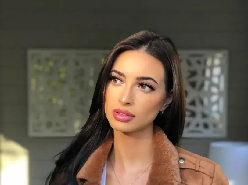 American super popular internet celebrity Libby Kavanaugh - iNEWS