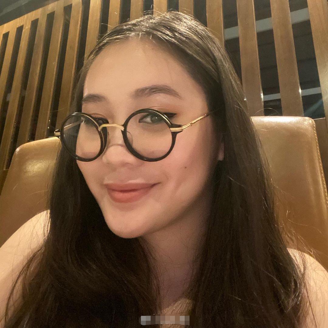 Jet Li celebrates Li Zhi's 60th birthday, the picture is warm and happy ...