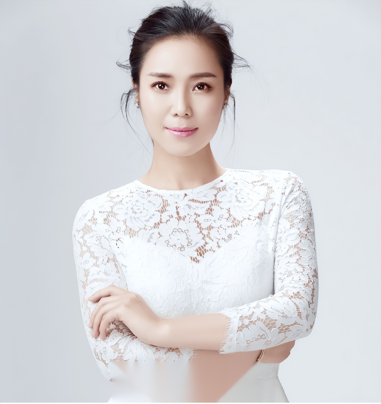 This time, Dao Lang no longer hides his real relationship with Yun Duo ...