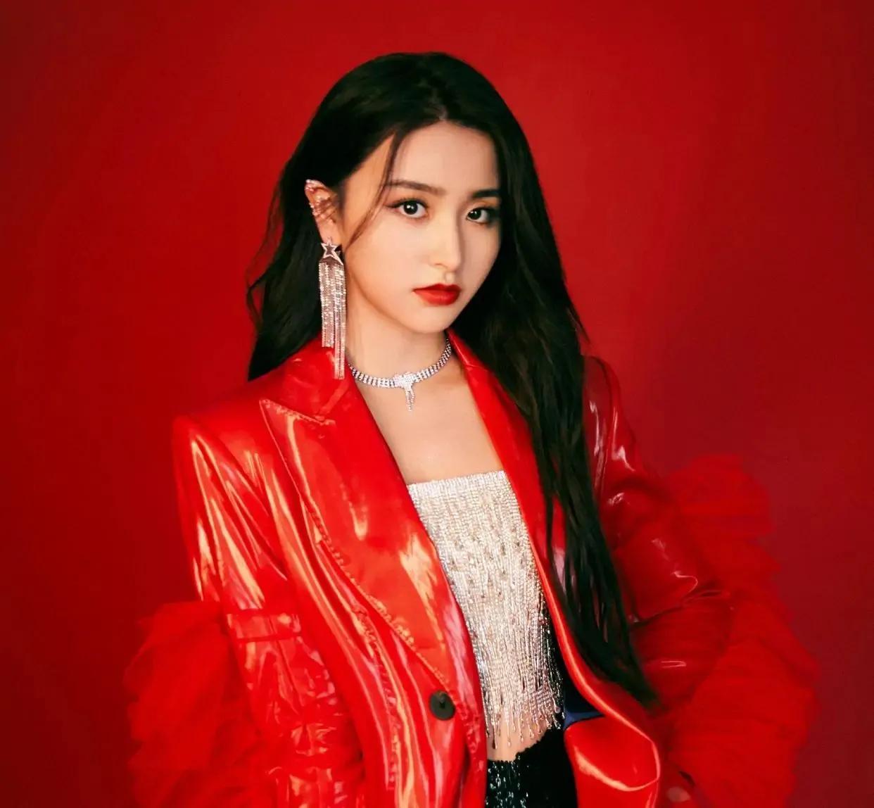 Jin Zihan is so beautiful - iNEWS