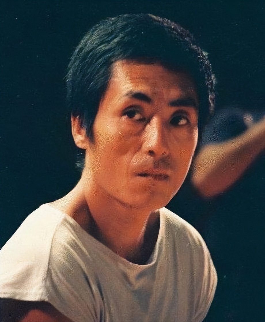 In 1987, when Zhang Yimou filmed "Red Sorghum", Shi Ke was driven away ...