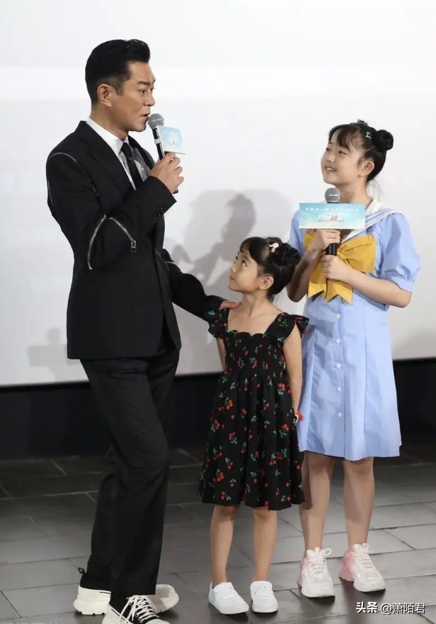 At the premiere of "Tomorrow's War", Wang Baoqiang called Gu Tianle ...