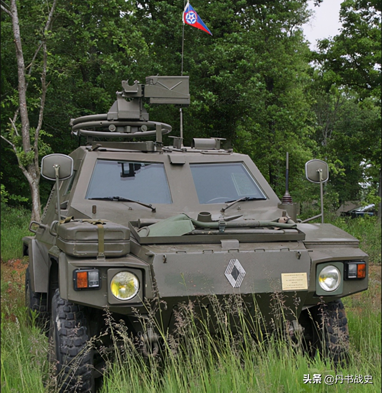 The little guy from France, the Renault VBL light combat reconnaissance ...
