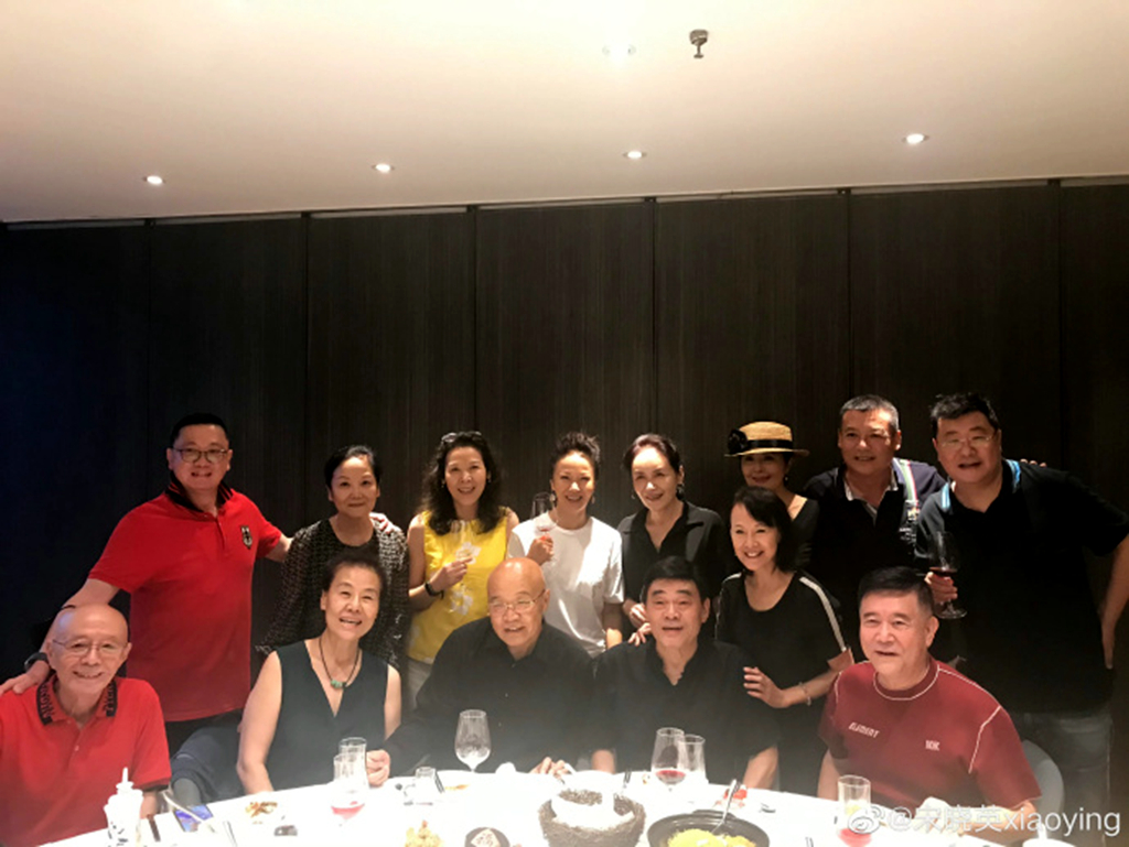 Song Xiaoying, Zhao Yue, Tian Min, and Zhang Guomin rarely get together ...