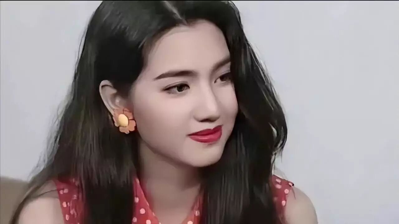 Behind the divorce of Hong Xin and Zhang Danfeng, why choose to divorce at this time may require ...