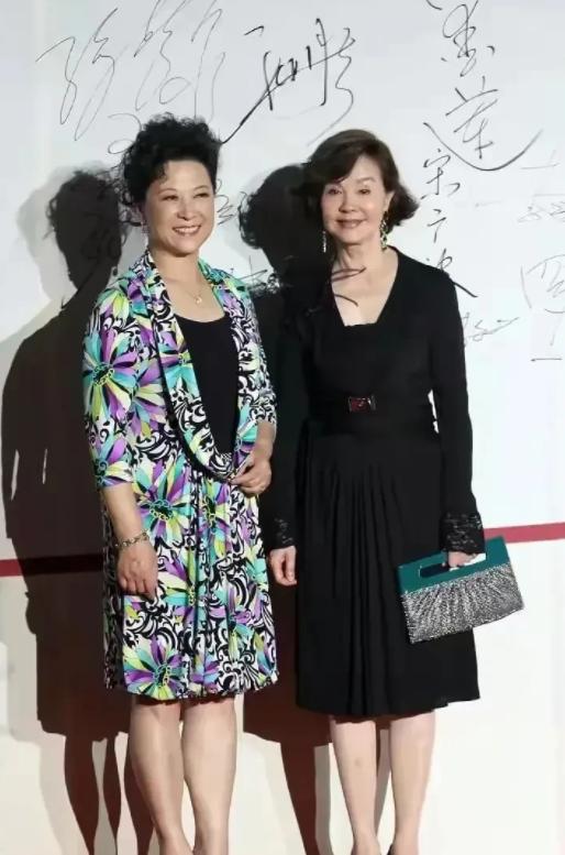 When 72-year-old Wang Fuli was in the same frame as 78-year-old Gui ...