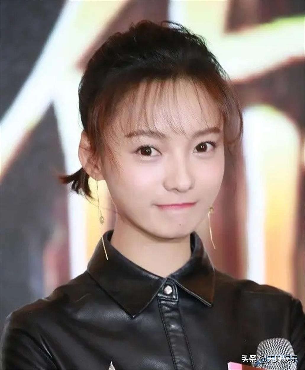 Look at the photo of film and television actress Lin Yuan in the 38 ...