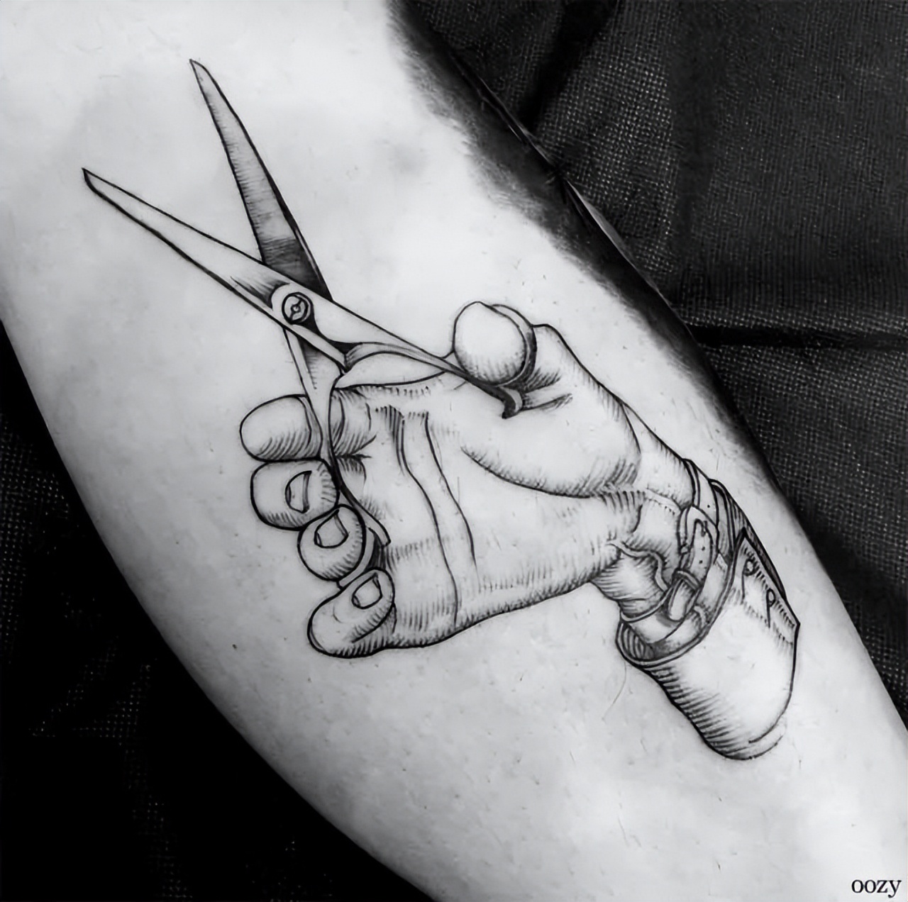 Simple, but not simple line tattoos, really cool - iMedia