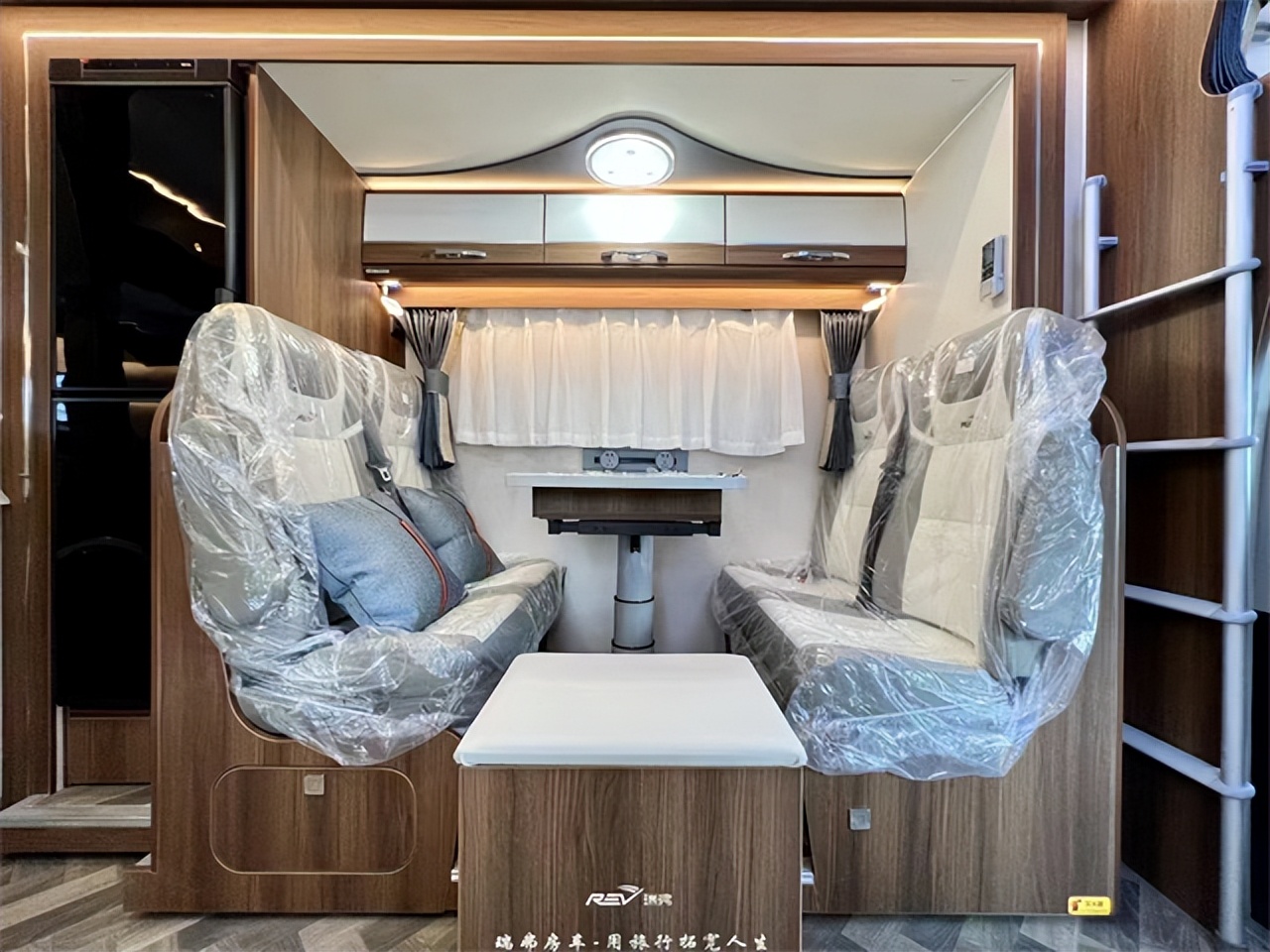 River RV V820 Deluxe Edition, super large space, light luxury living - iNEWS