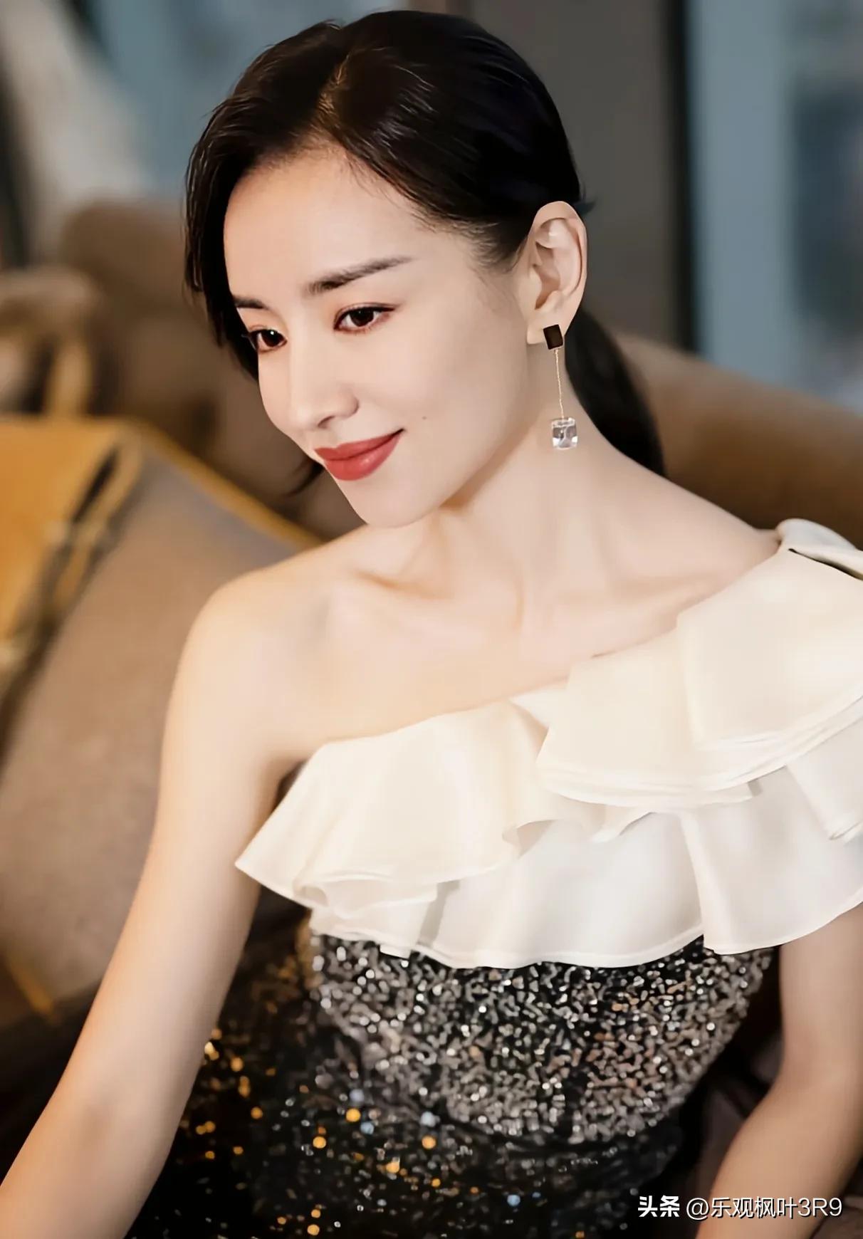 Dong Jie - iNEWS