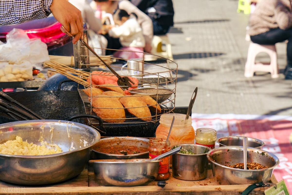 Fireworks in the streets and alleys, sharing 4 street food recipes ...