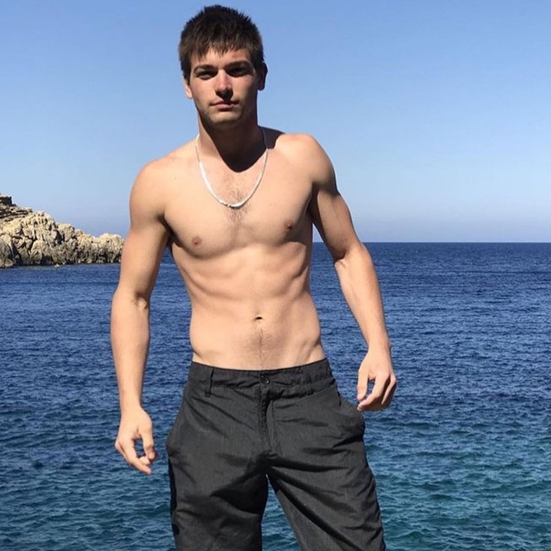 Rainbow circle famous straight man - Johnny Rapid - iNEWS