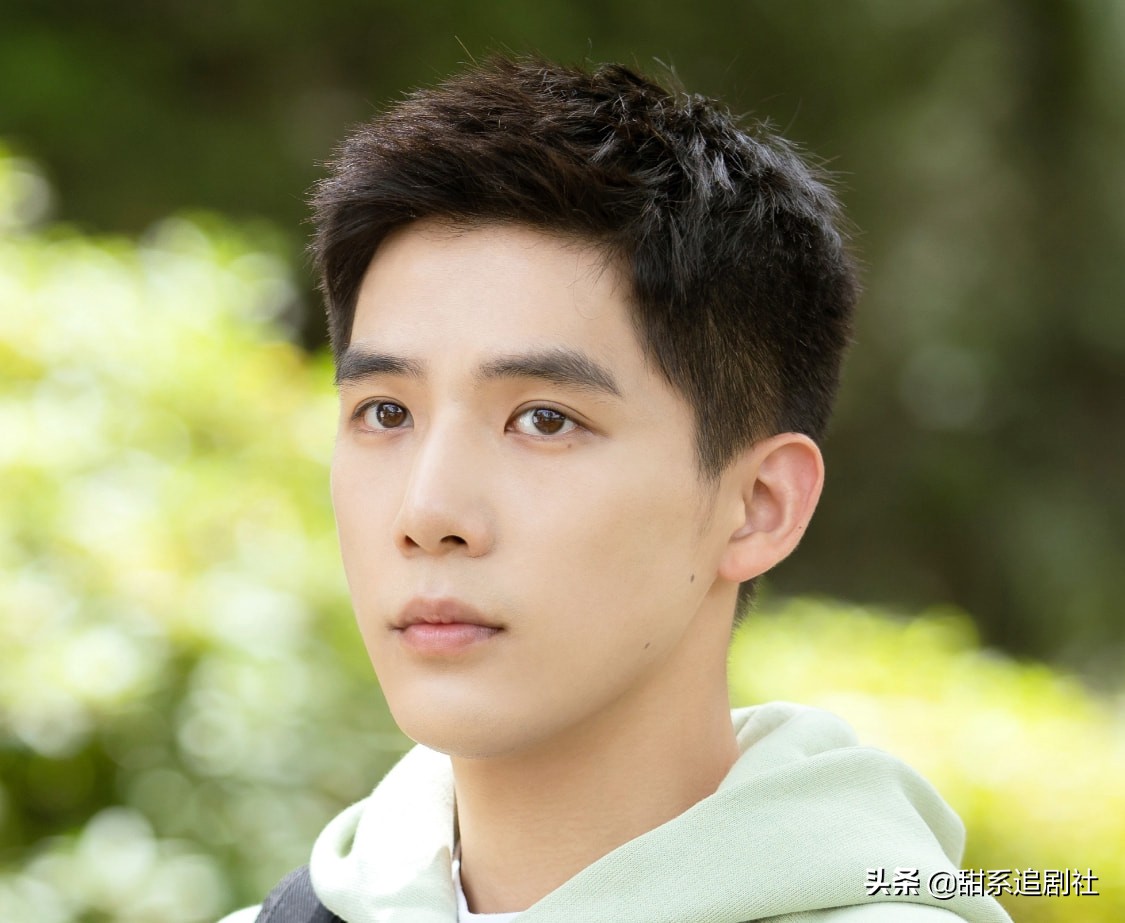 Absent from "Twenty Do Not Confused 2"?Wang Anyu's new play is the same ...