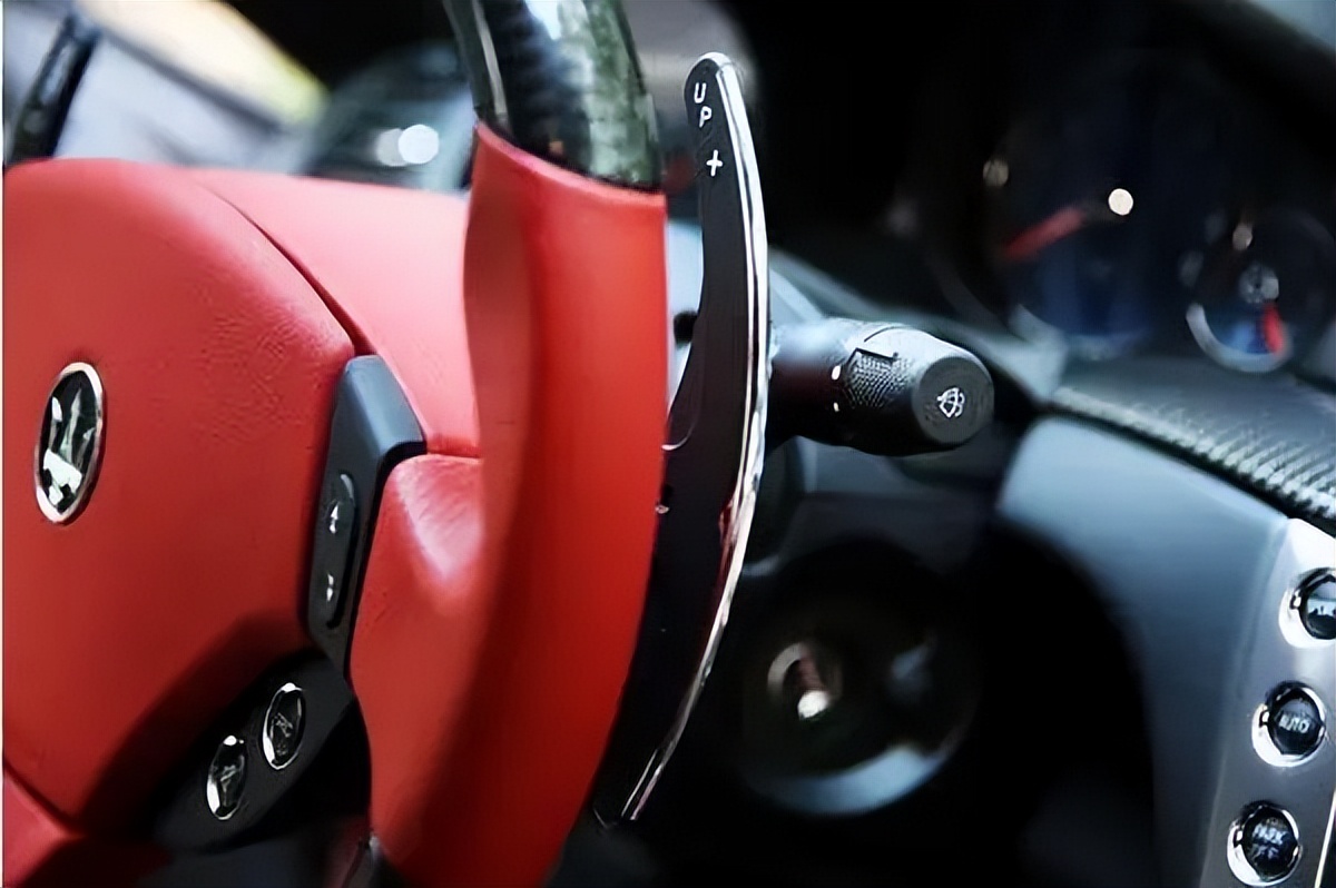 How to use the paddle shifter correctly? - iNEWS