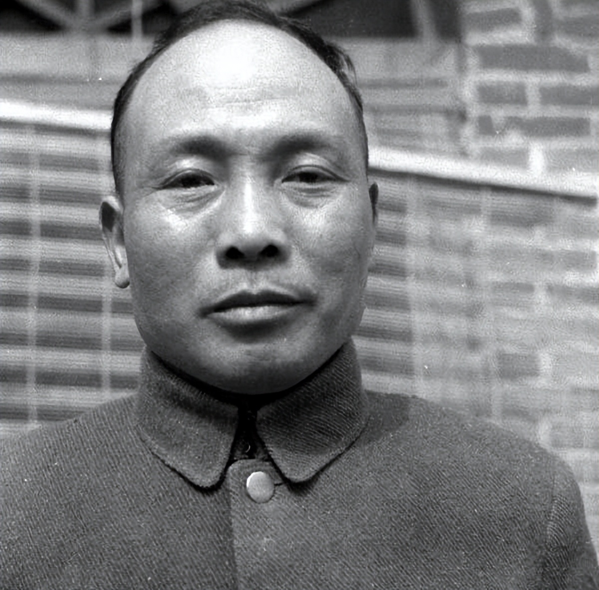 Zhang Lingfu died, Chiang Kai-shek beat his boss until his head was ...