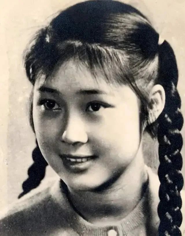 Huang Wanqiu: Known all over the world with "Liu Sanjie", marrying an ...