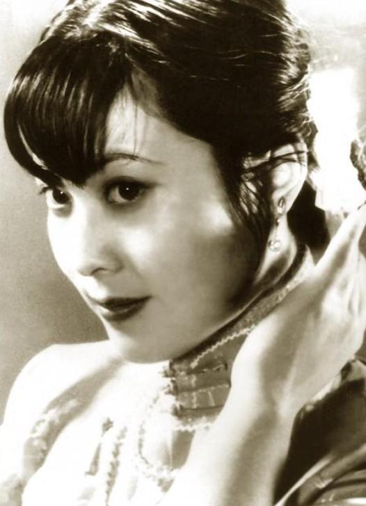 64-year-old Fu Lili: fell in love with Sun Chun in her sophomore year ...