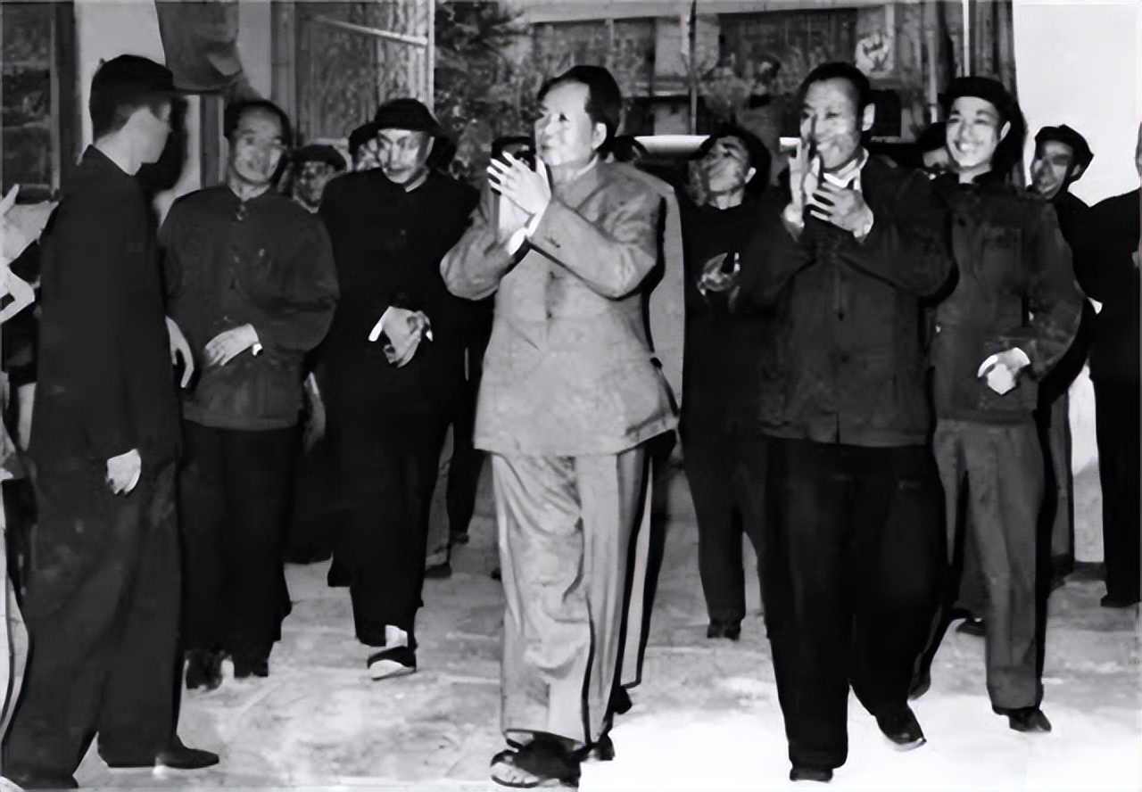 In the Lushan Conference in 1959, these two great figures did not ...