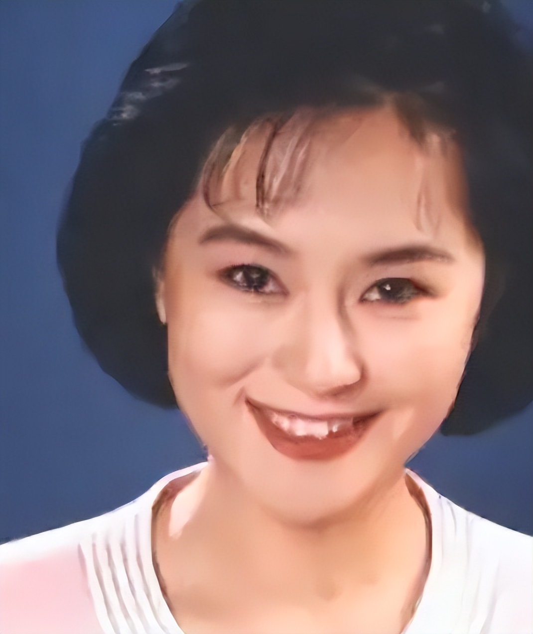 Host Ju Ping: After getting divorced at the age of 33, she brought her ...