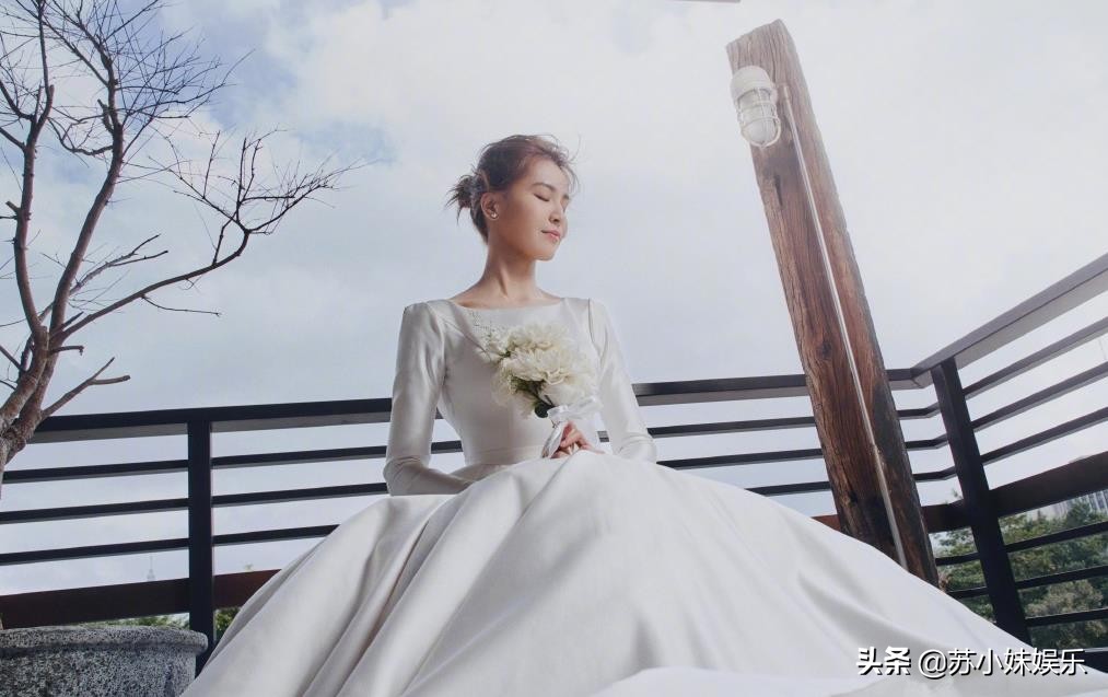 In reality, Lei Ting is married, Zhi Ge graduated, and only the ...