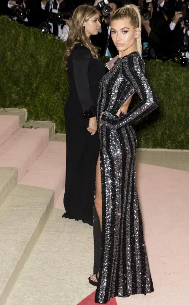 Hailey's rise to the top of the modeling industry - iNEWS