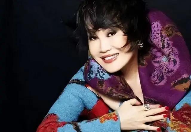 74-year-old Jin Yuxi posted a post, responding to the relationship ...