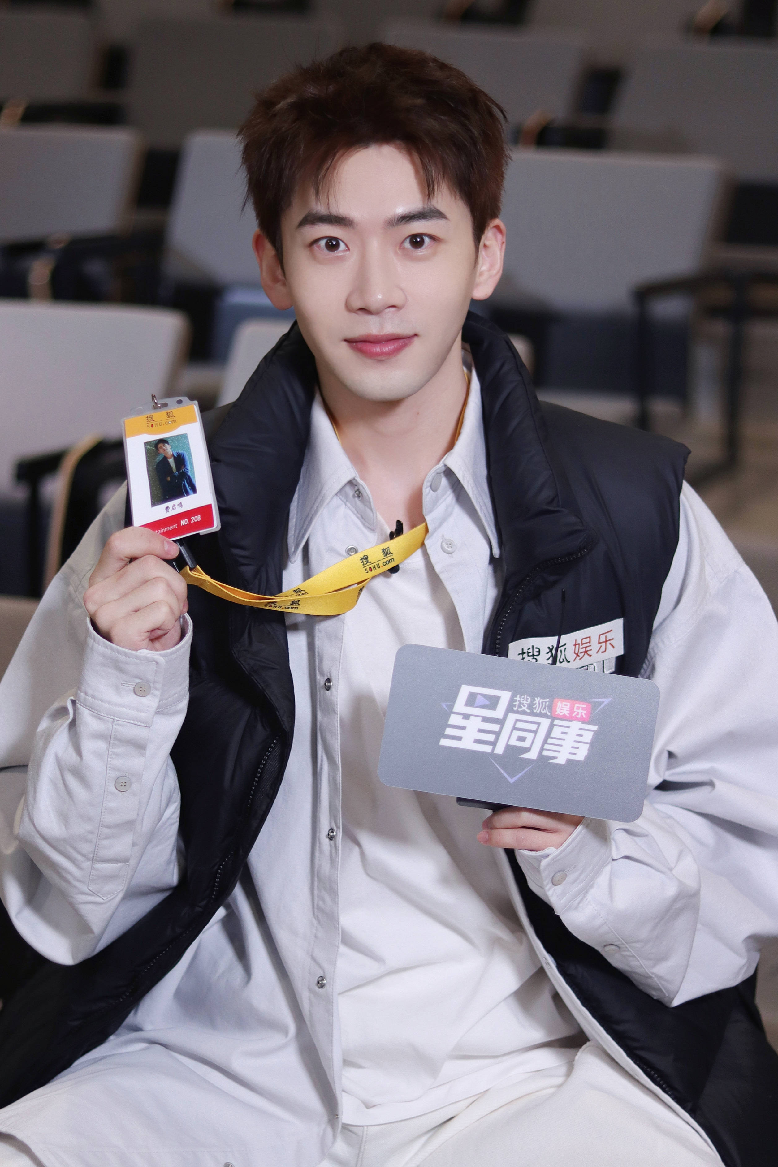 Fei Qiming shared and chatted with Zhang Ruoyun about interesting ...