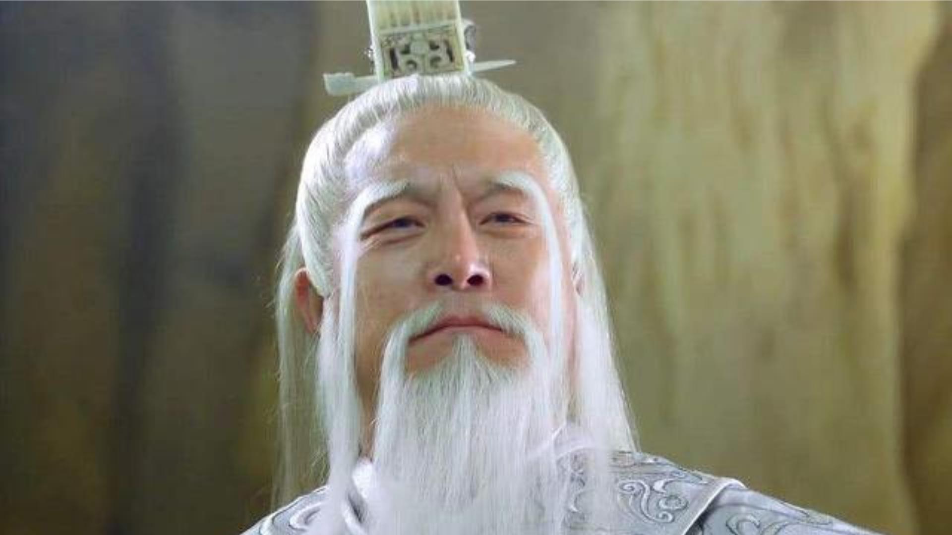 After the Battle of the Conferred Gods, Jiang Ziya turned a mortal into a god, and now he is a ...
