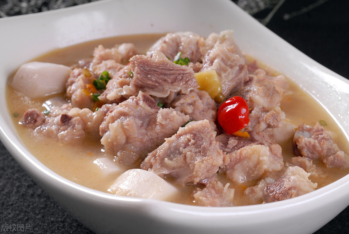 Taro is white, but it is purple when made into "taro flavor" and "taro ...