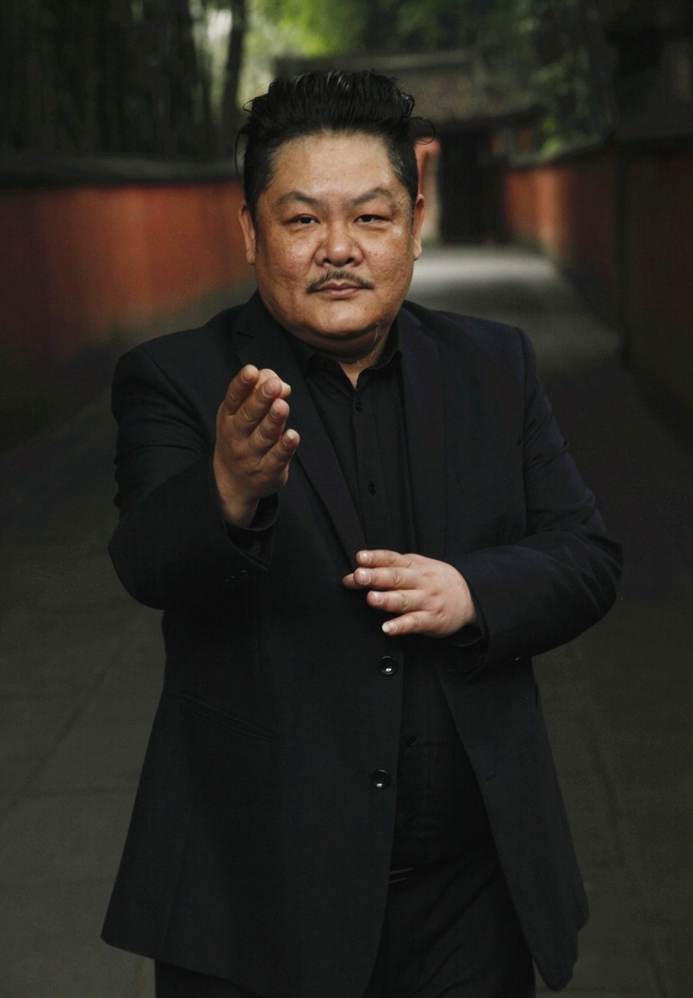 "The Young God": The Deep Love Between Chinese Fathers and Sons, Zheng ...