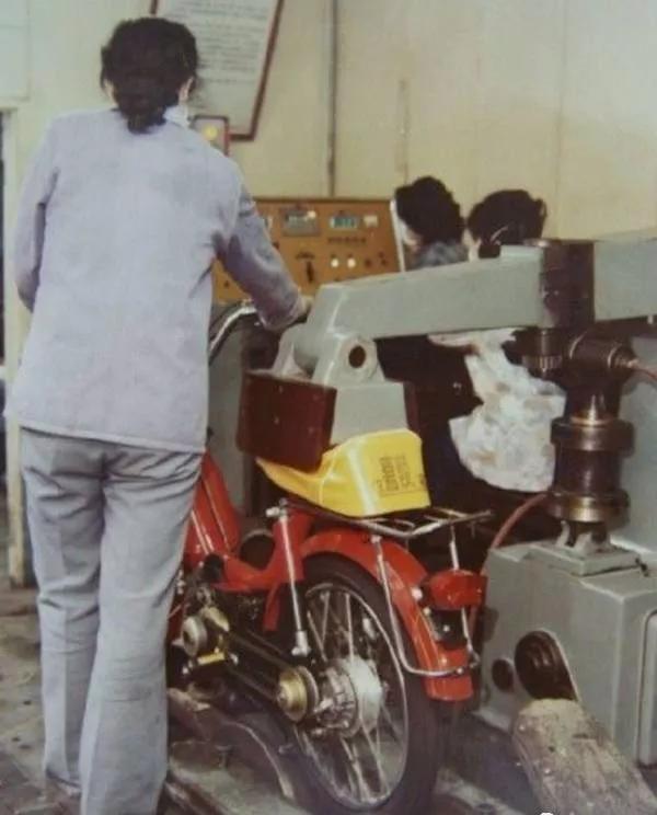 The only motorcycle that has participated in the National Day - Jialing ...