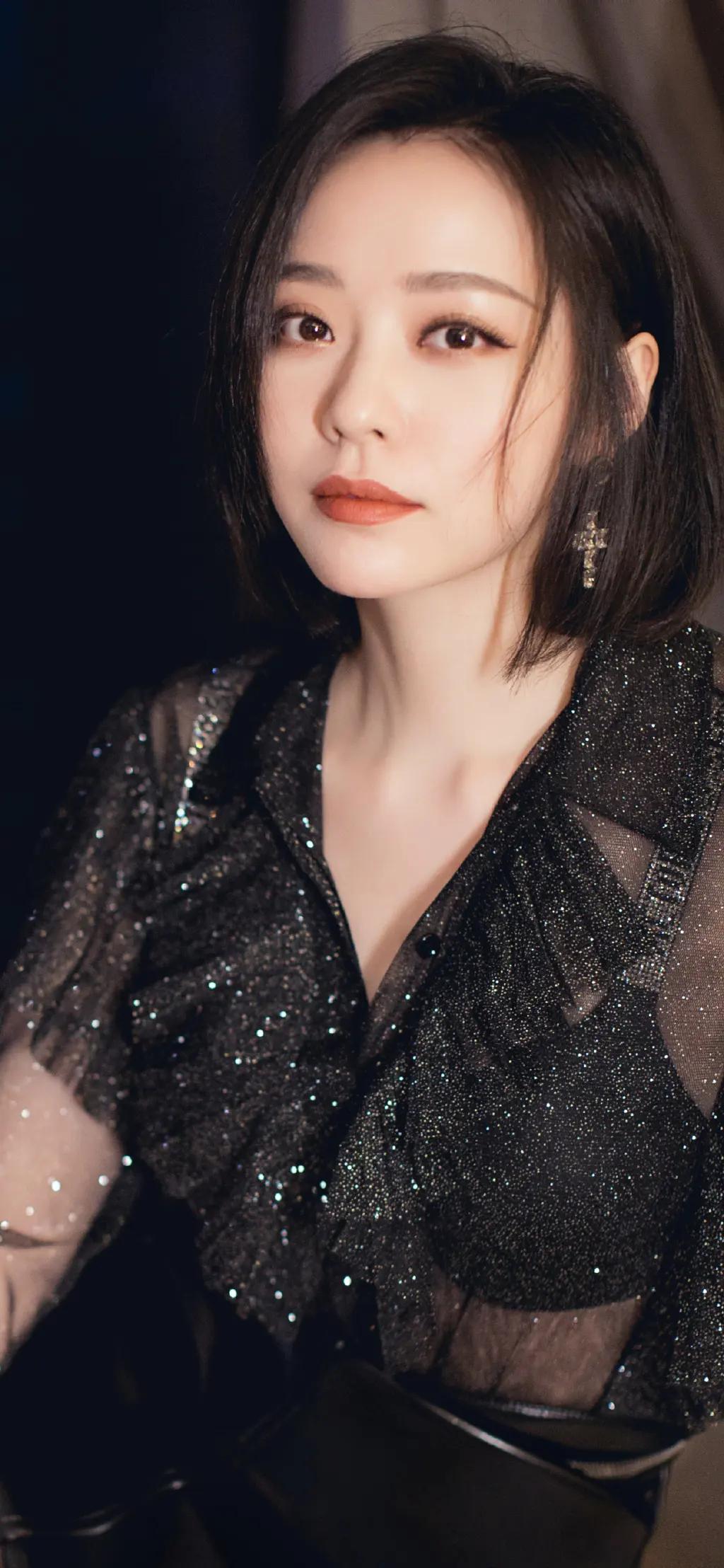 Zhang Liangying, exquisite and beautiful makeup, responsible for her ...